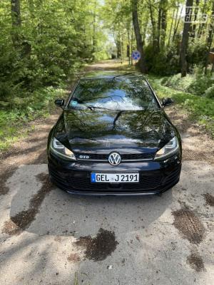 Volkswagen Golf 2014 in Panevezys, with an engine capacity of 2.00 L and mileage of 185 thousand km for 10500 €, photo 8 on AUTOMOTO.COM.LV