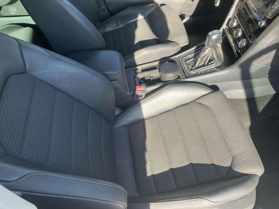 Volkswagen Golf 2014 in Rokiskis, with an engine capacity of 1.97 L and mileage of 330 thousand km for 4500 €, photo 9 on AUTOMOTO.COM.LV