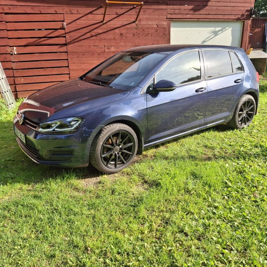Volkswagen Golf 2014 Rakvere, ar dzinēja tilpumu 1.20 L un nobraukumu 179 tūkst. km par 6000 €, foto 10 vietnē AUTOMOTO.COM.LV