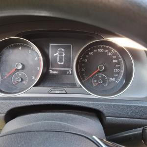 Volkswagen Golf 2014 Rakvere, ar dzinēja tilpumu 1.20 L un nobraukumu 179 tūkst. km par 6000 €, foto 11 vietnē AUTOMOTO.COM.LV