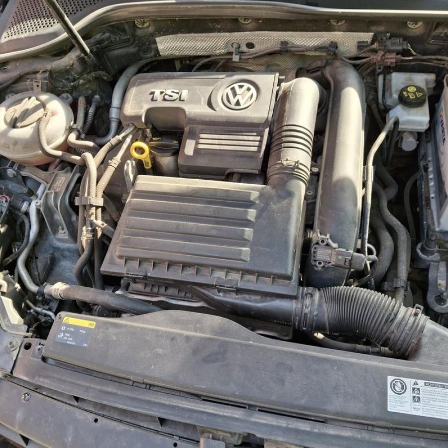 Volkswagen Golf 2014 Rakvere, ar dzinēja tilpumu 1.20 L un nobraukumu 179 tūkst. km par 6000 €, foto 15 vietnē AUTOMOTO.COM.LV