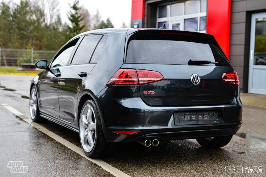 Volkswagen Golf 2015 in Kretinga, with an engine capacity of 2.00 L and mileage of 241 thousand km for 10300 €, photo 10 on AUTOMOTO.COM.LV