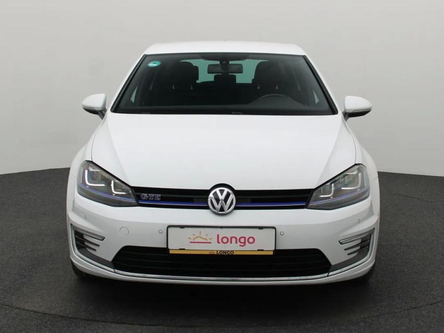 Volkswagen Golf 2015 in Vilnius, with an engine capacity of 1.40 L and mileage of 237 thousand km for 10199 €, photo 4 on AUTOMOTO.COM.LV