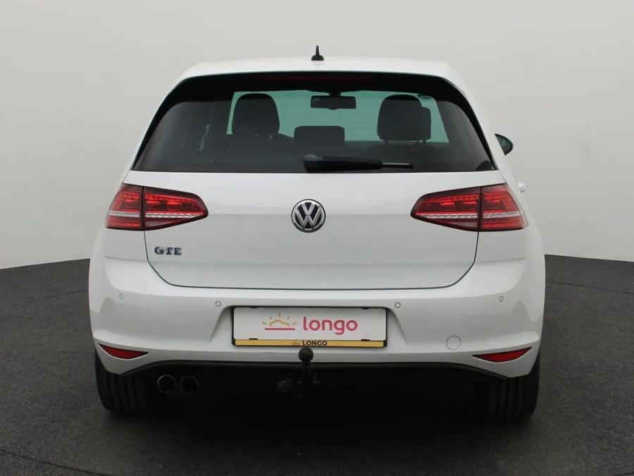 Volkswagen Golf 2015 in Vilnius, with an engine capacity of 1.40 L and mileage of 237 thousand km for 10199 €, photo 6 on AUTOMOTO.COM.LV
