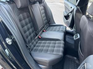 Volkswagen Golf 2015 in Jonava, with an engine capacity of 2.00 L and mileage of 170 thousand km for 10555 €, photo 21 on AUTOMOTO.COM.LV