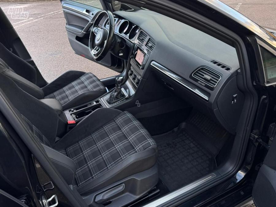 Volkswagen Golf 2015 in Jonava, with an engine capacity of 2.00 L and mileage of 170 thousand km for 10555 €, photo 33 on AUTOMOTO.COM.LV