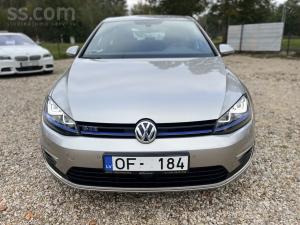 Volkswagen Golf 2015 in Kuldiga, with an engine capacity of 1.40 L and mileage of 204 thousand km for 9390 €, photo 8 on AUTOMOTO.COM.LV