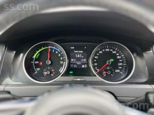 Volkswagen Golf 2015 in Kuldiga, with an engine capacity of 1.40 L and mileage of 204 thousand km for 9390 €, photo 19 on AUTOMOTO.COM.LV