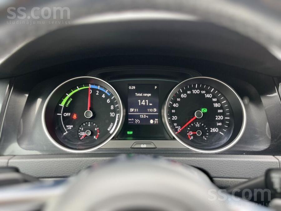 Volkswagen Golf 2015 in Kuldiga, with an engine capacity of 1.40 L and mileage of 204 thousand km for 9390 €, photo 19 on AUTOMOTO.COM.LV