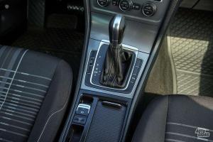 Volkswagen Golf 2015 in Marijampole, with an engine capacity of 1.40 L and mileage of 208 thousand km for 7950 €, photo 20 on AUTOMOTO.COM.LV