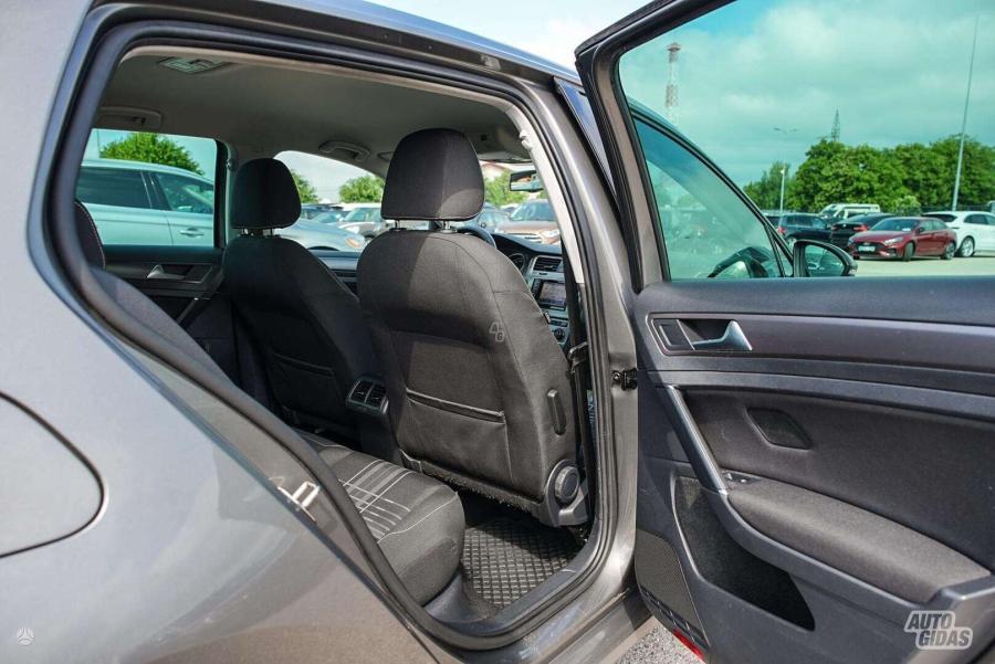 Volkswagen Golf 2015 in Marijampole, with an engine capacity of 1.40 L and mileage of 208 thousand km for 7950 €, photo 32 on AUTOMOTO.COM.LV