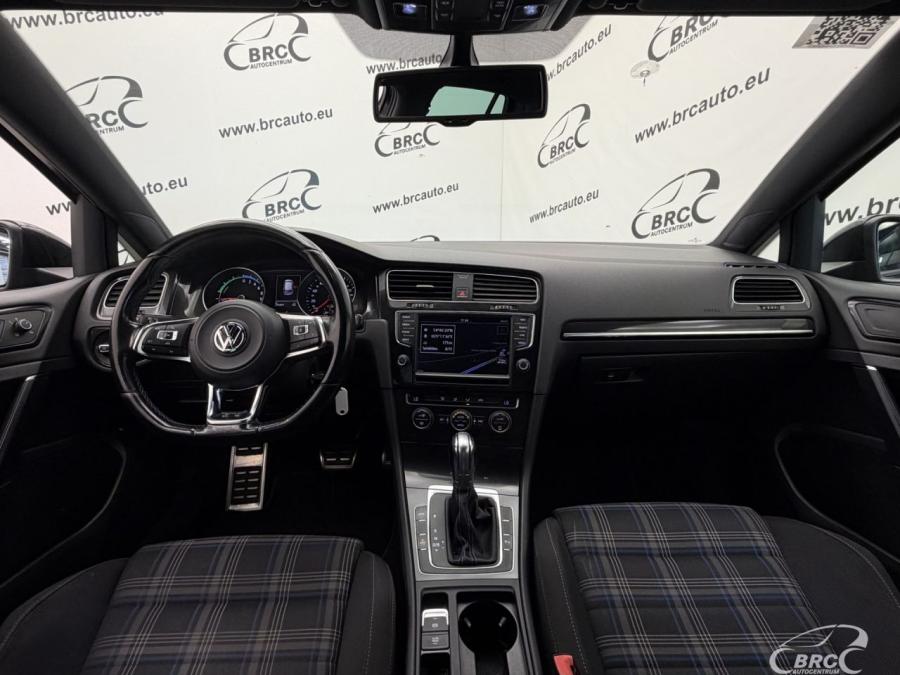 Volkswagen Golf 2015 in Vilnius, with an engine capacity of 1.40 L and mileage of 260 thousand km for 7500 €, photo 4 on AUTOMOTO.COM.LV