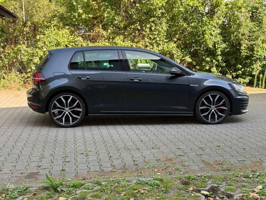 Volkswagen Golf 2015 Viļņa, ar dzinēja tilpumu 1.97 L un nobraukumu 219 tūkst. km par 13900 €, foto 7 vietnē AUTOMOTO.COM.LV