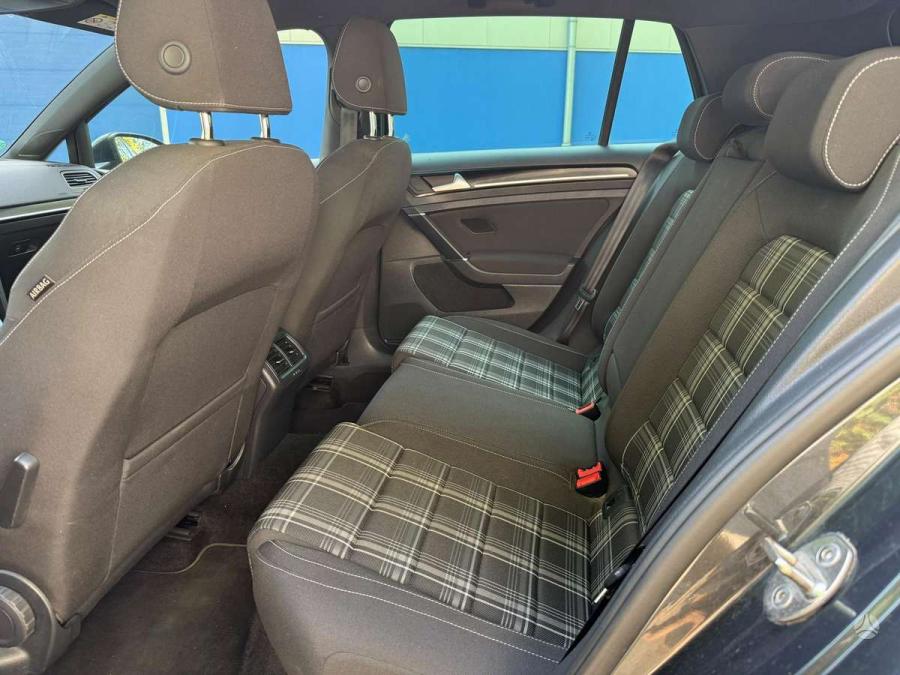 Volkswagen Golf 2015 Viļņa, ar dzinēja tilpumu 1.97 L un nobraukumu 219 tūkst. km par 13900 €, foto 14 vietnē AUTOMOTO.COM.LV