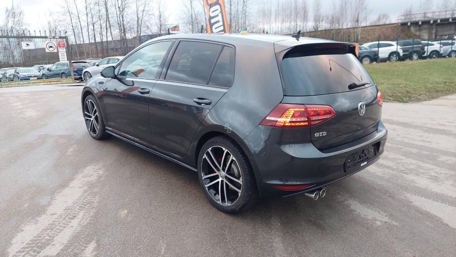 Volkswagen Golf 2016 in Kaunas, with an engine capacity of 2.00 L and mileage of 149 thousand km for 9900 €, photo 4 on AUTOMOTO.COM.LV