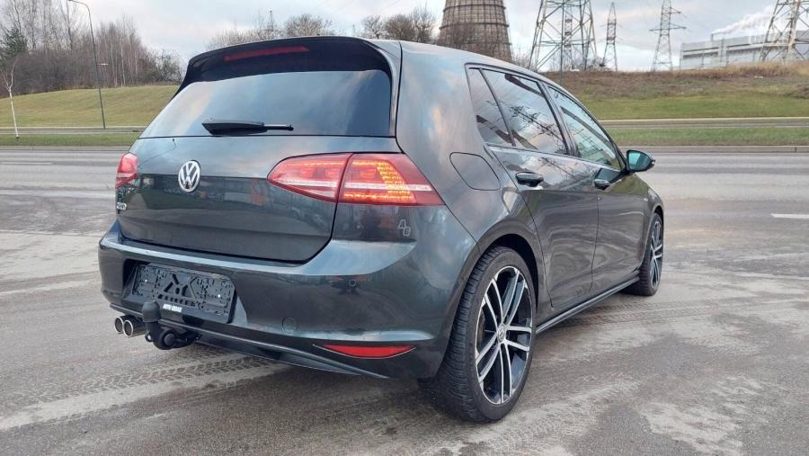 Volkswagen Golf 2016 in Kaunas, with an engine capacity of 2.00 L and mileage of 149 thousand km for 9900 €, photo 23 on AUTOMOTO.COM.LV