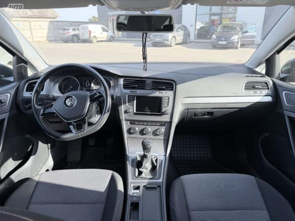 Volkswagen Golf 2016 in Vilnius, with an engine capacity of 1.60 L and mileage of 215 thousand km for 6999 €, photo 6 on AUTOMOTO.COM.LV