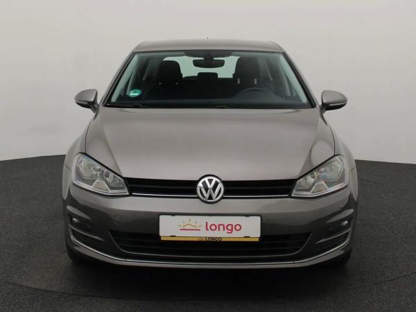 Volkswagen Golf 2016 in Vilnius, with an engine capacity of 1.60 L and mileage of 243 thousand km for 9199 €, photo 3 on AUTOMOTO.COM.LV