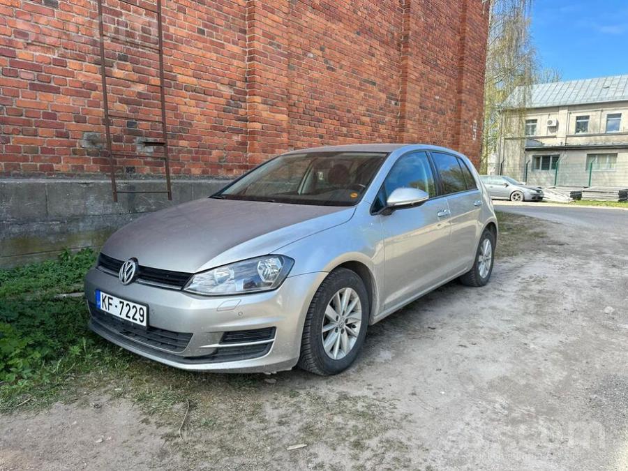 Volkswagen Golf 2016 in Riga, with an engine capacity of 1.60 L and mileage of 218 thousand km for 4999 €, photo 1 on AUTOMOTO.COM.LV