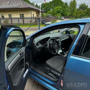 Volkswagen Golf 2016 in Riga, with an engine capacity of 2.00 L and mileage of 200 thousand km for 7500 €, photo 4 on AUTOMOTO.COM.LV