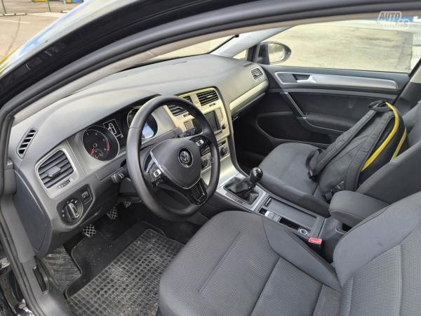 Volkswagen Golf 2016 TelÅ”iai vietnÄ Volkswagen Golf 2016 TelÅ”iai, ar dzinÄja tilpumu 1.60 L un nobraukumu 230 tÅ«kst. km par 4900 ā¬, foto 8 vietnÄ AUTOMOTO.COM.LV