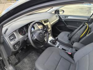 Volkswagen Golf 2016 in Telschi, with an engine capacity of 1.60 L and mileage of 230 thousand km for 4900 €, photo 8 on AUTOMOTO.COM.LV