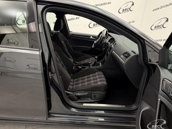 Volkswagen Golf 2016 in Vilnius, with an engine capacity of 1.98 L and mileage of 68 thousand km for 12900 €, photo 5 on AUTOMOTO.COM.LV