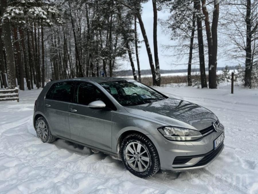 Volkswagen Golf 2017 Daugavpils, ar dzinēja tilpumu 1.00 L un nobraukumu 126 tūkst. km par 10600 €, foto 1 vietnē AUTOMOTO.COM.LV