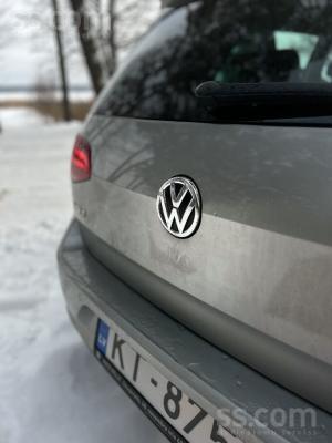 Volkswagen Golf 2017 Daugavpils, ar dzinēja tilpumu 1.00 L un nobraukumu 126 tūkst. km par 10600 €, foto 12 vietnē AUTOMOTO.COM.LV