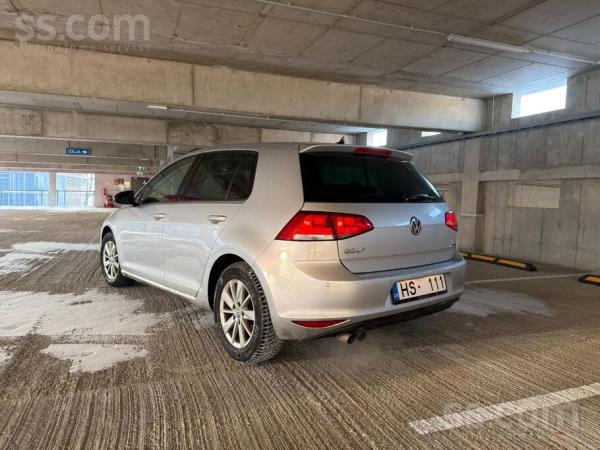 Volkswagen Golf 2017 in Riga, with an engine capacity of 1.40 L and mileage of 131 thousand km for 9900 €, photo 5 on AUTOMOTO.COM.LV