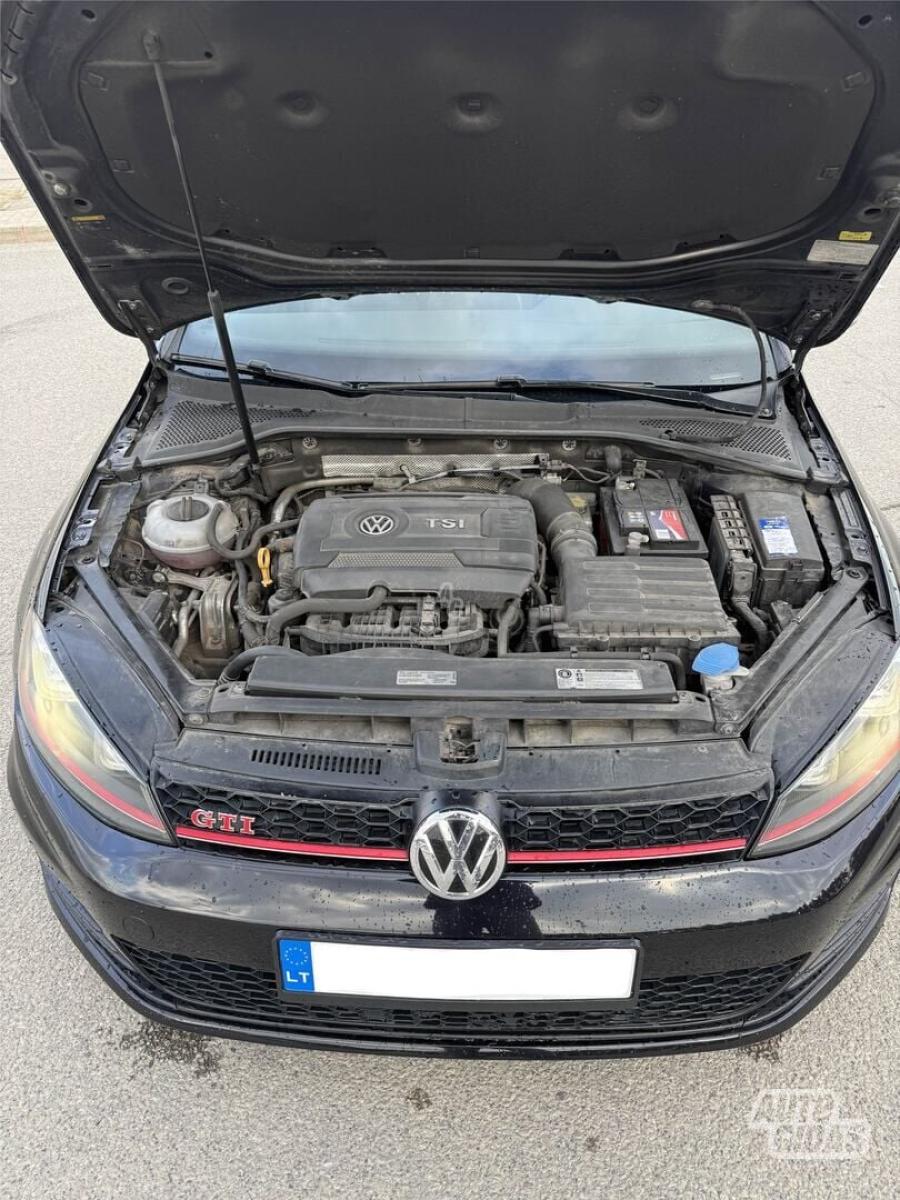 Volkswagen Golf 2017 in Vilnius, with an engine capacity of 2.00 L and mileage of 102 thousand km for 13800 €, photo 14 on AUTOMOTO.COM.LV