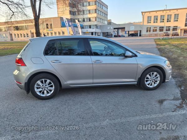 Volkswagen Golf 2017 Tallina, ar dzinēja tilpumu 1.00 L un nobraukumu 130 tūkst. km par 10500 €, foto 9 vietnē AUTOMOTO.COM.LV