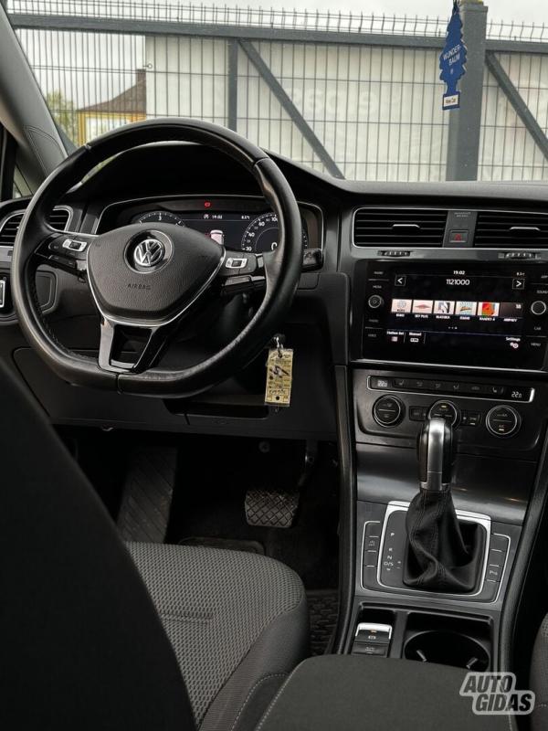Volkswagen Golf 2017 in Klaipeda, with an engine capacity of 1.60 L and mileage of 193 thousand km for 11000 €, photo 8 on AUTOMOTO.COM.LV