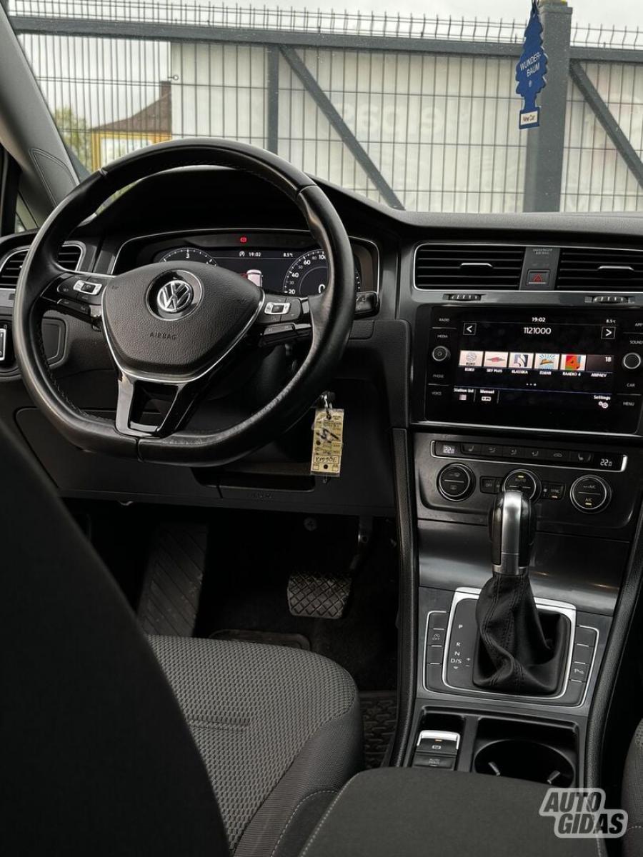 Volkswagen Golf 2017 in Klaipeda, with an engine capacity of 1.60 L and mileage of 193 thousand km for 11000 €, photo 9 on AUTOMOTO.COM.LV