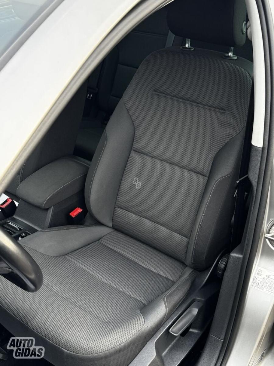 Volkswagen Golf 2017 in Klaipeda, with an engine capacity of 1.60 L and mileage of 193 thousand km for 11000 €, photo 10 on AUTOMOTO.COM.LV