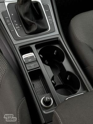 Volkswagen Golf 2017 in Klaipeda, with an engine capacity of 1.60 L and mileage of 193 thousand km for 11000 €, photo 11 on AUTOMOTO.COM.LV