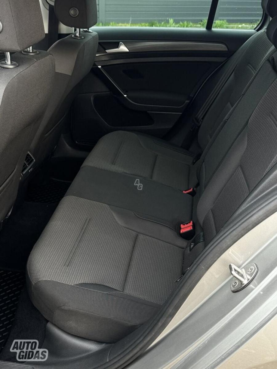 Volkswagen Golf 2017 in Klaipeda, with an engine capacity of 1.60 L and mileage of 193 thousand km for 11000 €, photo 18 on AUTOMOTO.COM.LV