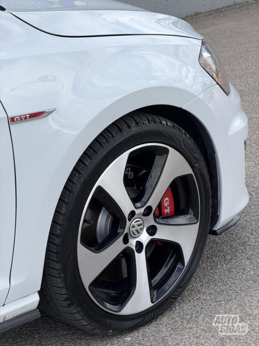 Volkswagen Golf 2017 Viļņa, ar dzinēja tilpumu 2.00 L un nobraukumu 93 tūkst. km par 16000 €, foto 11 vietnē AUTOMOTO.COM.LV