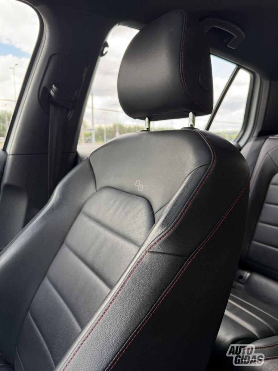 Volkswagen Golf 2017 Viļņa, ar dzinēja tilpumu 2.00 L un nobraukumu 93 tūkst. km par 16000 €, foto 20 vietnē AUTOMOTO.COM.LV