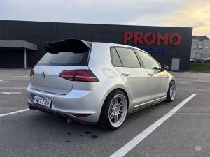 Volkswagen Golf 2017 Viļņa, ar dzinēja tilpumu 1.98 L un nobraukumu 170 tūkst. km par 12000 €, foto 4 vietnē AUTOMOTO.COM.LV