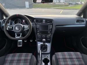 Volkswagen Golf 2017 Viļņa, ar dzinēja tilpumu 1.98 L un nobraukumu 170 tūkst. km par 12000 €, foto 9 vietnē AUTOMOTO.COM.LV