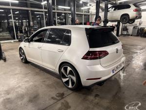 Volkswagen Golf 2018 in Vilnius, with an engine capacity of 1.98 L and mileage of 153 thousand km for 18900 €, photo 3 on AUTOMOTO.COM.LV