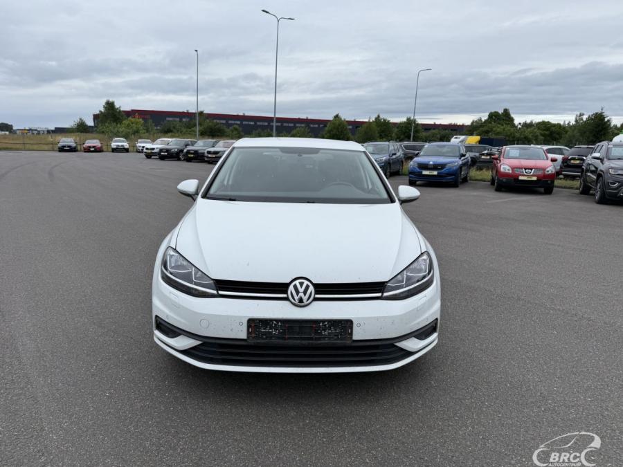 Volkswagen Golf 2018 in Vilnius, with an engine capacity of 1.00 L and mileage of 271 thousand km for 7900 €, photo 5 on AUTOMOTO.COM.LV