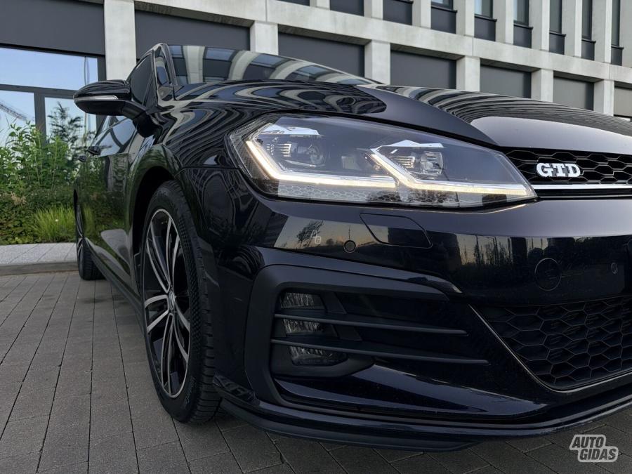 Volkswagen Golf 2018 in Vilnius, with an engine capacity of 2.00 L and mileage of 126 thousand km for 15999 €, photo 4 on AUTOMOTO.COM.LV