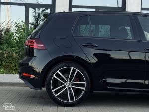 Volkswagen Golf 2018 in Vilnius, with an engine capacity of 2.00 L and mileage of 126 thousand km for 15999 €, photo 10 on AUTOMOTO.COM.LV