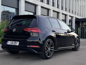 Volkswagen Golf 2018 in Vilnius, with an engine capacity of 2.00 L and mileage of 126 thousand km for 15999 €, photo 11 on AUTOMOTO.COM.LV