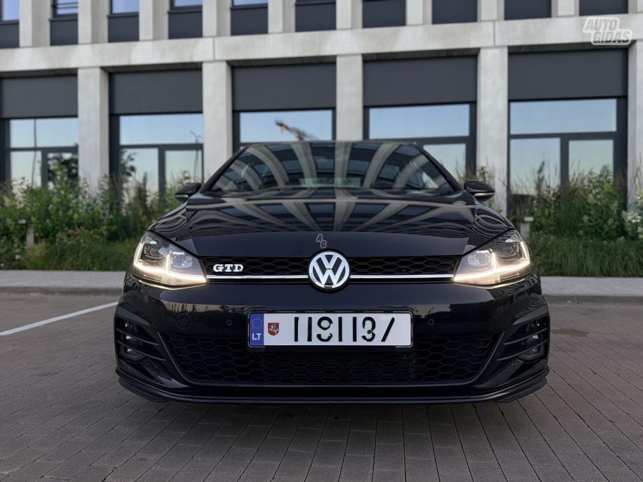Volkswagen Golf 2018 in Vilnius, with an engine capacity of 2.00 L and mileage of 126 thousand km for 15999 €, photo 13 on AUTOMOTO.COM.LV