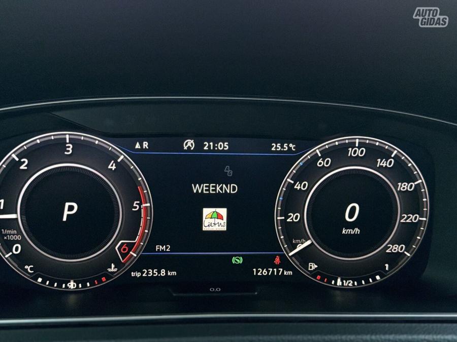 Volkswagen Golf 2018 in Vilnius, with an engine capacity of 2.00 L and mileage of 126 thousand km for 15999 €, photo 15 on AUTOMOTO.COM.LV