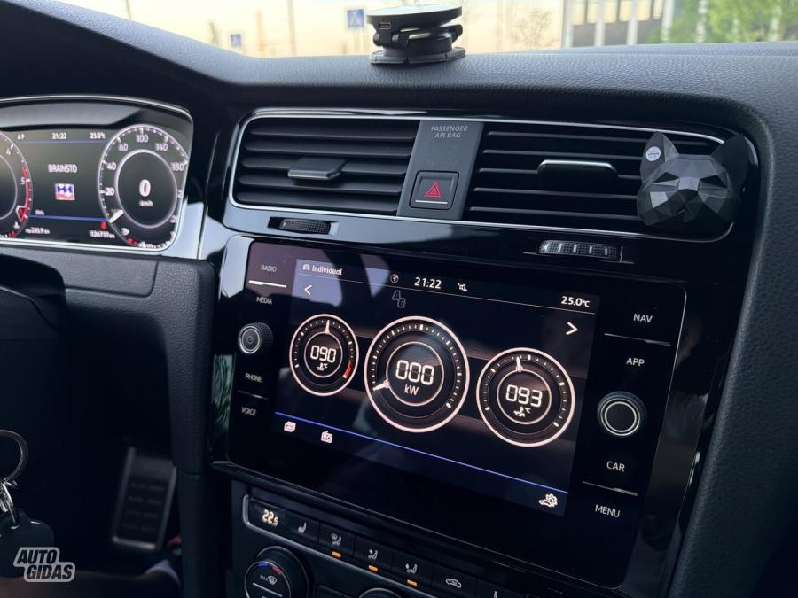 Volkswagen Golf 2018 in Vilnius, with an engine capacity of 2.00 L and mileage of 126 thousand km for 15999 €, photo 20 on AUTOMOTO.COM.LV