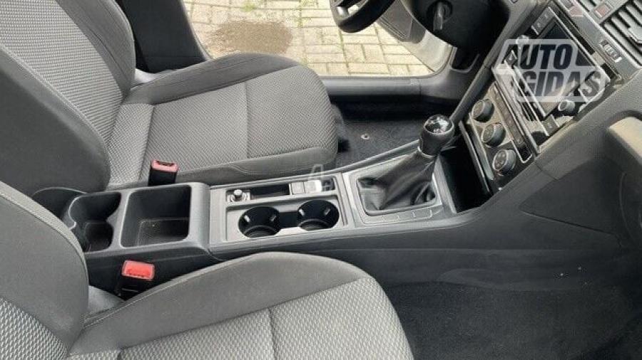 Volkswagen Golf 2018 Klaipėda, ar dzinēja tilpumu 1.00 L un nobraukumu 190 tūkst. km par 6450 €, foto 19 vietnē AUTOMOTO.COM.LV